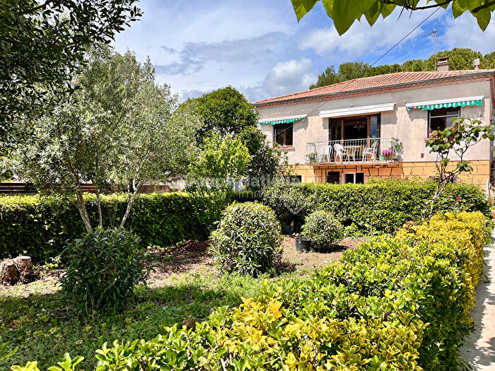 Maisons à vendre et appartements à louer - 1