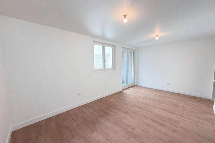 Maison à louer - Centre, Château-Thierry - 3 pièces - 2 chambres