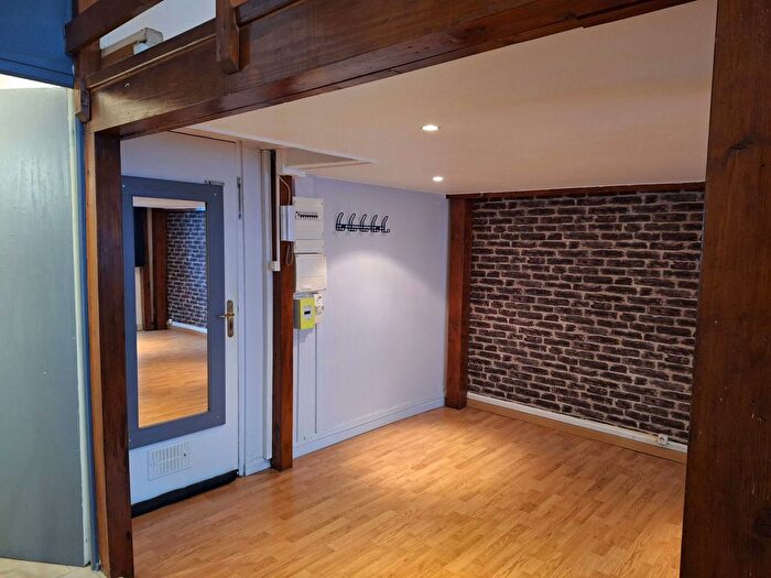 Appartement 1 pièce à louer - Lyon 1er, Bas des Pentes, Presquîle
