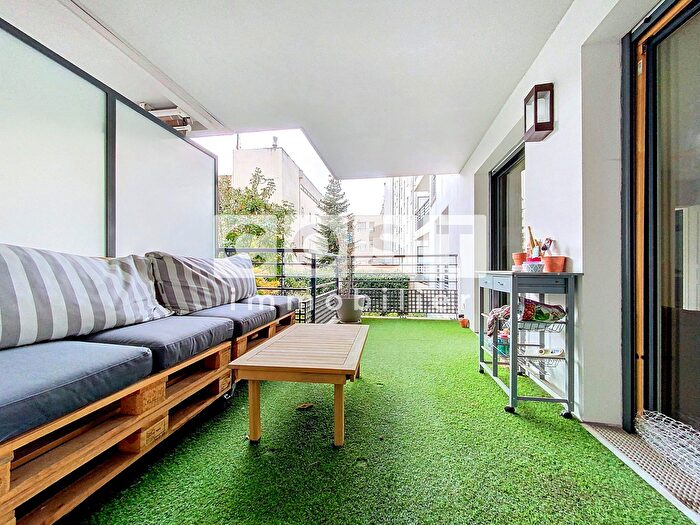 Appartement à vendre - Courbevoie, Hôtel de ville - 3 pièces - 2 chambres