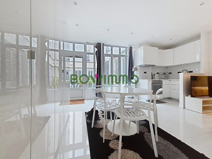 Appartement à vendre - Paris e , République, Saint-Ambroise - 1 pièce