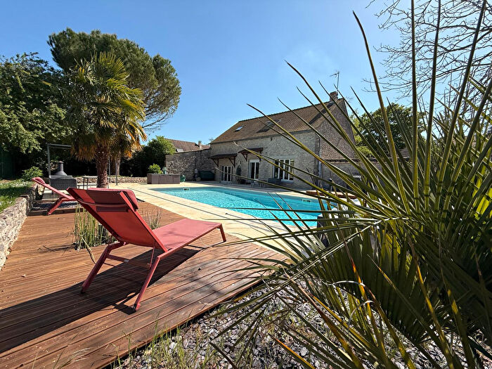 Maison 7 pièces à Mérouville, à vendre