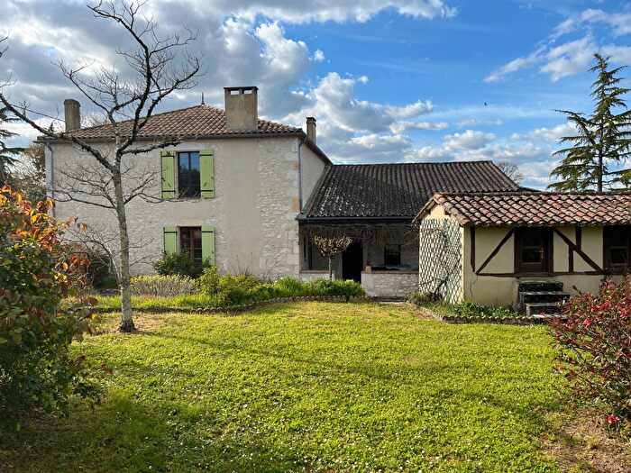 Maison à vendre - Villeréal - 10 pièces - 6 chambres