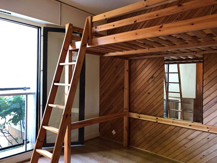 Appartement à louer - Val dOr, Saint-Cloud - 1 pièce