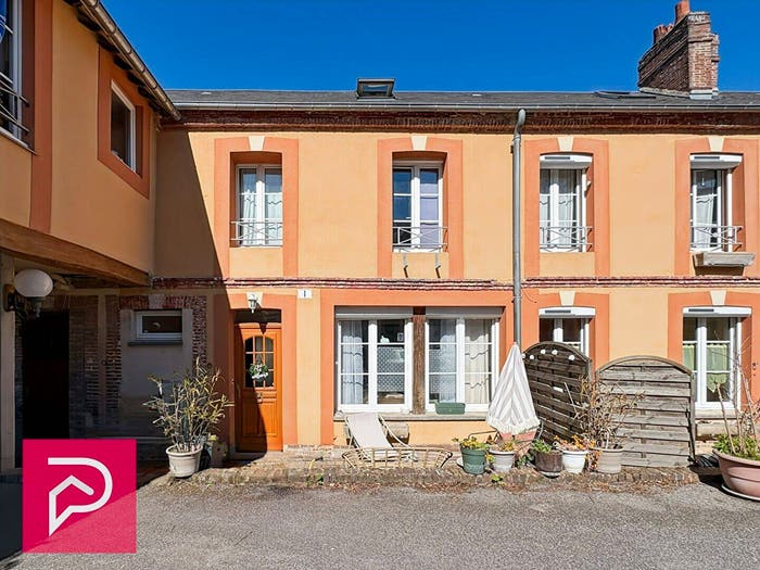 Centre Ville, Bernay - Maison 5 pièces à louer