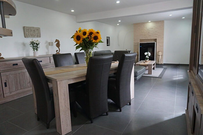 Condé-sur-l'Escaut : Maison 7 pièces à vendre