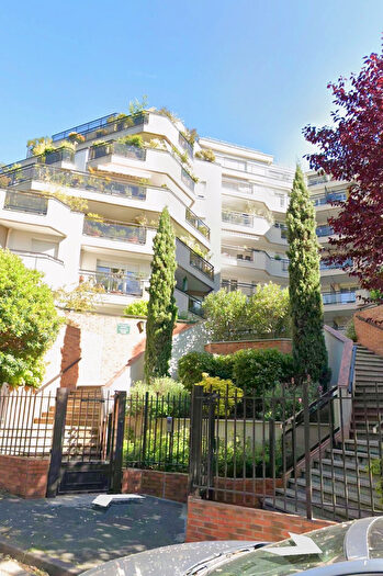Thiais, Clury, Victor Hugo : Appartement 2 pièces à vendre