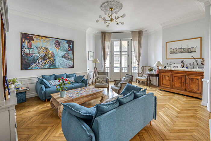 Appartement 6 pièces à Nantes, Centre-ville, à vendre