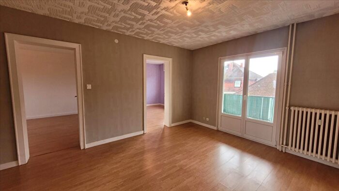 Appartement à louer - Colmar, Sud - 4 pièces - 3 chambres