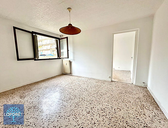 Appartement à vendre - Cannes, Prado, République - 2 pièces - 1 chambre