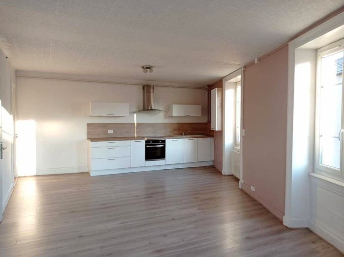 Saint-Étienne-des-Oullières - Appartement 4 pièces à louer