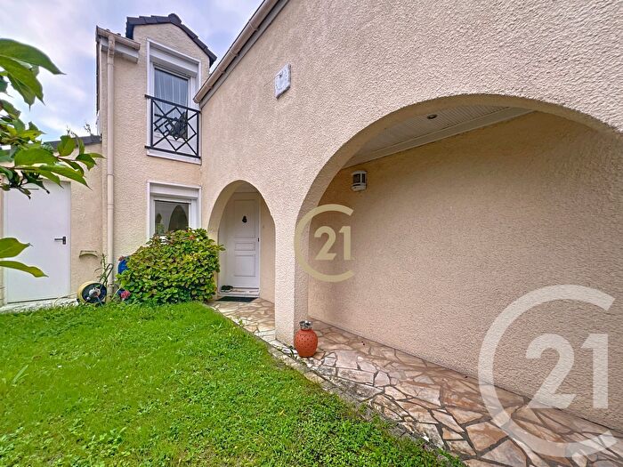 Maison à vendre - Jouy-le-Moutier, Merisiers, Ecancourt, Côte-des-Carrières, Tremblays - 5 pièces - 4 chambres