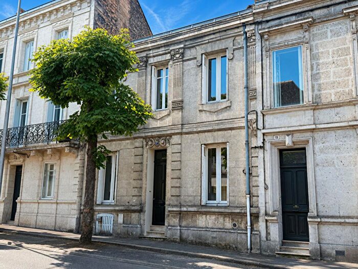 Maison 6 pièces à vendre à Angoulême, Bussatte