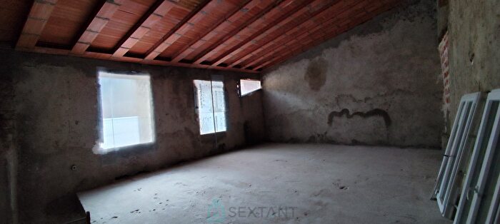 Maison à vendre - Vinça - 2 pièces - 1 chambre