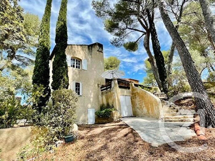 Maison à vendre - Ventabren - 7 pièces - 5 chambres