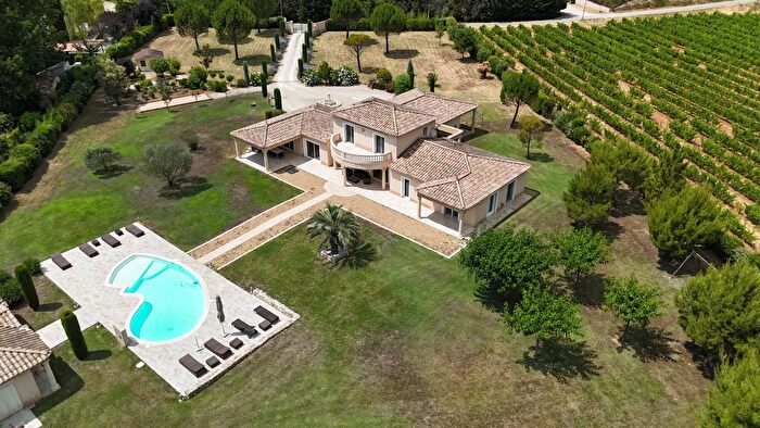 Maison à vendre - Aix-en-Provence - 7 pièces - 5 chambres