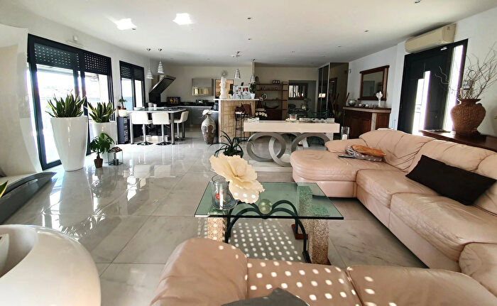 Maison à vendre - Périgueux, Centre-ville, La Gare, Saint-Martin - 7 pièces - 3 chambres