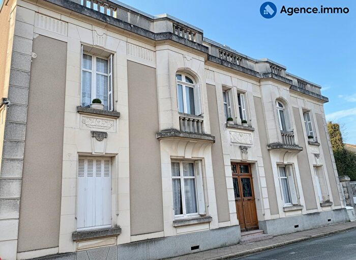 Maison 11 pièces à vendre - Channay-sur-Lathan