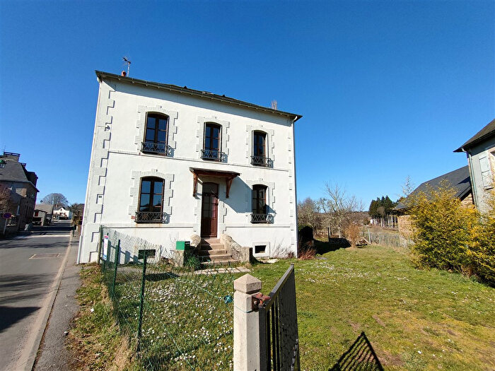 Maison à vendre - Sornac - 4 pièces - 3 chambres