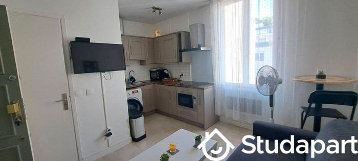 Juan-les-Pins, Antibes : Appartement 1 pièce à louer
