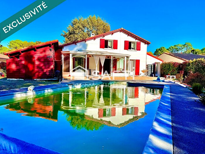 Maison à vendre - La Teste-de-Buch, LEnclos dAlis, Notre-Dame des Monts, Ninots, Miquelots - 6 pièces - 4 chambres