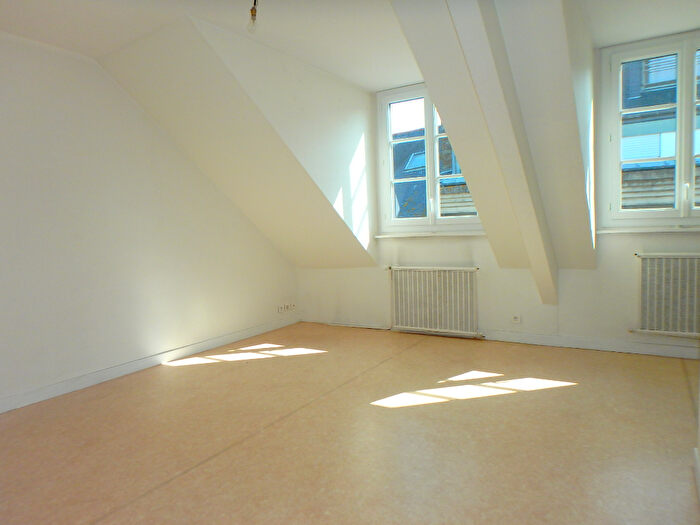 Appartement 2 pièces à Saint-Brieuc, Centre-ville, Saint-Michel, Le Légué, Notre-Dame, à louer