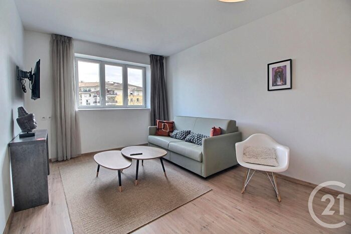 Appartement à vendre - Talence, Saint-Genès, La Médoquine, Haut-Brion - 2 pièces - 1 chambre