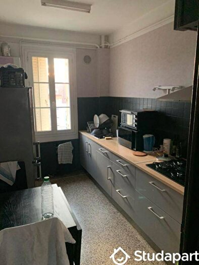 Appartement à louer - Clemenceau, Dijon - 1 pièce - 2 chambres