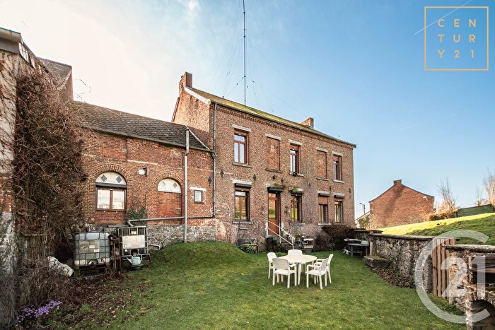 Maison à vendre - Obrechies - 8 pièces - 4 chambres