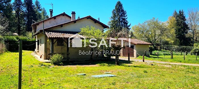 Maison 6 pièces à Rochechouart, à vendre