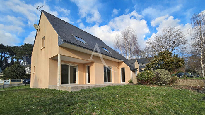 Maison à vendre - Rieux - 5 pièces - 4 chambres