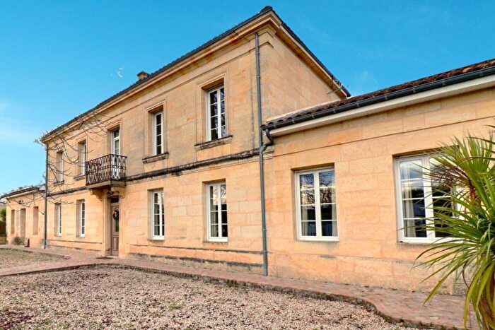 Maison 8 pièces à vendre - Ambarès-et-Lagrave, La Blanche, Bernatet, Saint-Denis, Chemin de Vie, Garlop