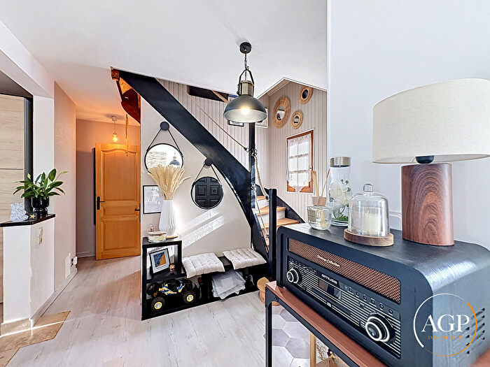 Séris : Maison 5 pièces à vendre