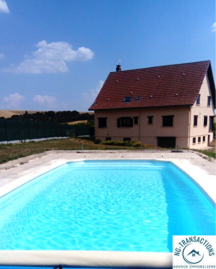 Maison à vendre - Taingy - 9 pièces - 7 chambres