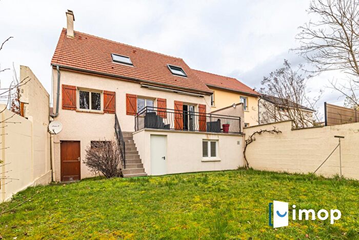 Maison à vendre - Houilles, Centre-ville - 6 pièces - 3 chambres