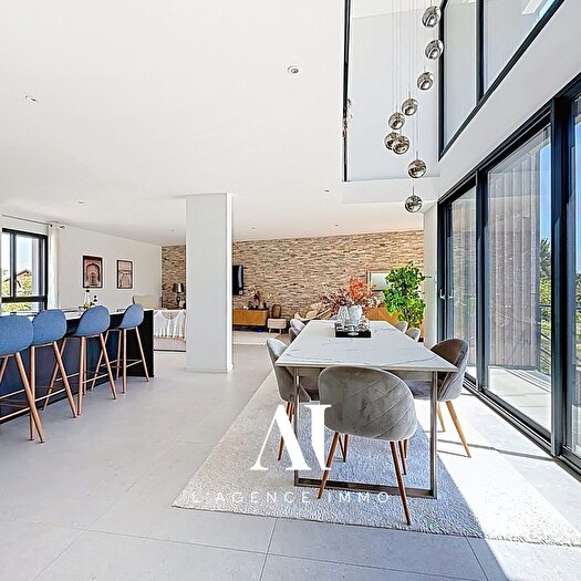 Maison 5 pièces à vendre - Divonne-les-Bains