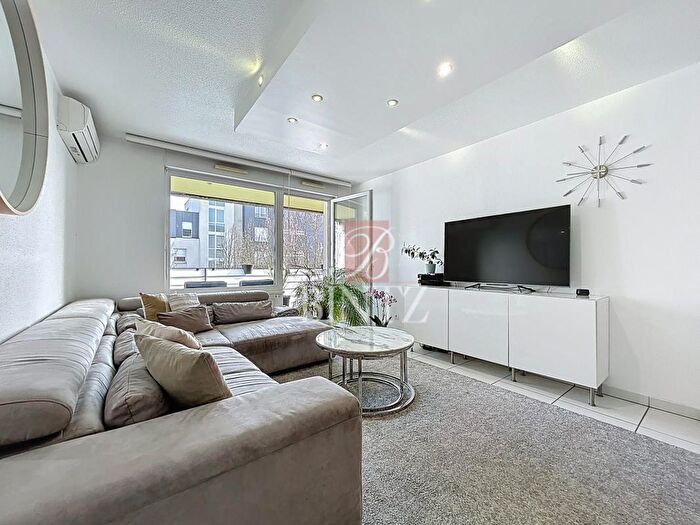 Appartement à vendre - Strasbourg - 4 pièces - 3 chambres