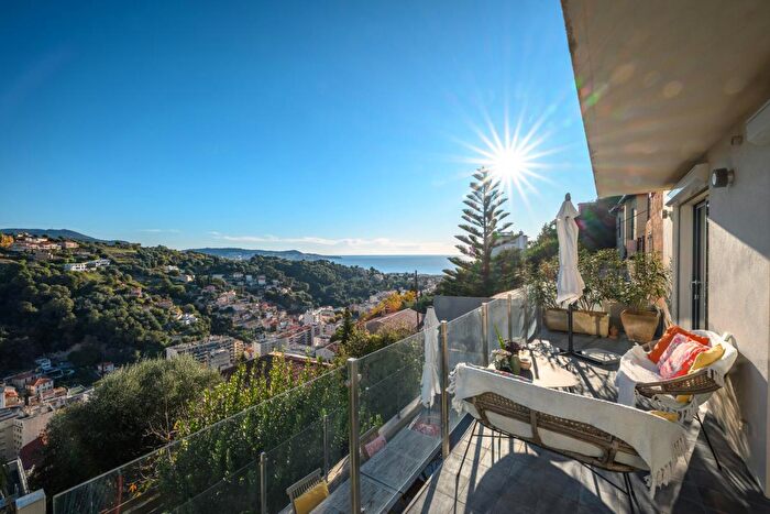 Maison à vendre - Nice, Madeleine - 4 pièces - 3 chambres