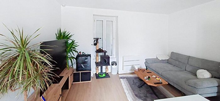 Appartement 3 pièces à louer - Tillières