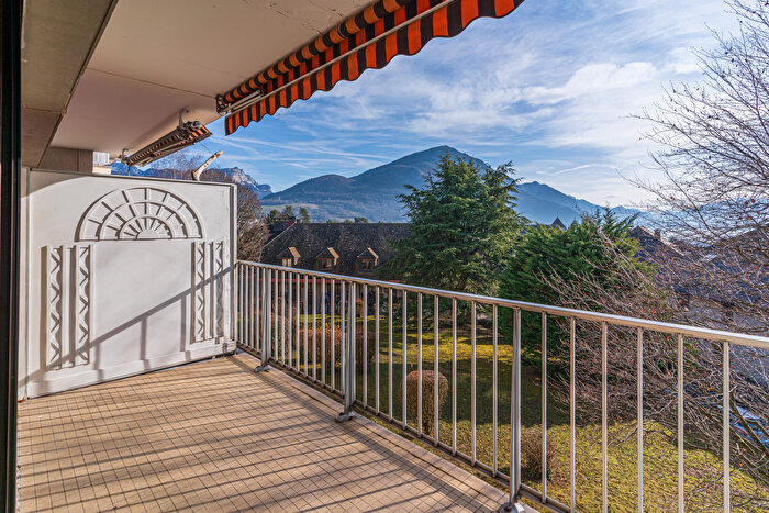 Appartement à vendre - Annecy-le-Vieux, Annecy-le-Vieux Est - 5 pièces - 4 chambres