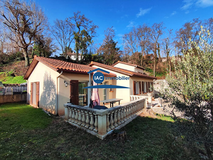 Maison à vendre - Irigny - 6 pièces - 4 chambres