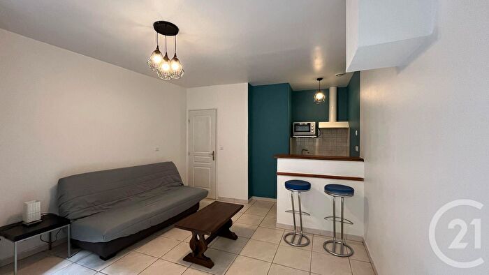 Appartement à louer - Dole, Vieille ville, Petite Venise - 1 pièce