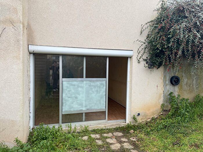 Appartement à vendre - Voves - 1 pièce - 1 chambre