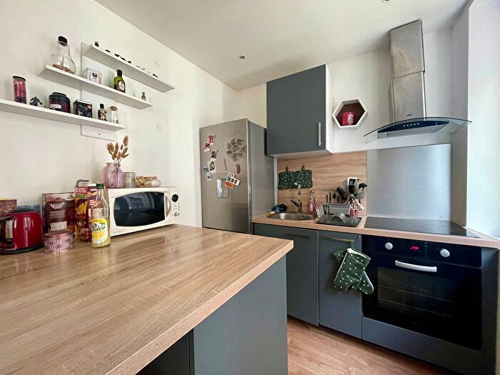 Appartement à louer - Léopold-Ville Vieille, Nancy - 3 pièces - 2 chambres