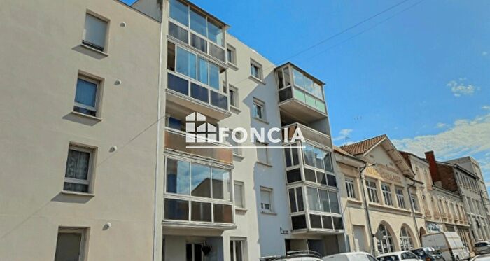 Le Chambon-Feugerolles, Centre-ville, Gare : Appartement 3 pièces à vendre