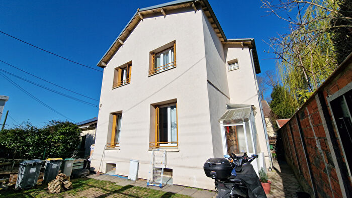 Maison à vendre - Puiseux-en-France - 5 pièces - 4 chambres