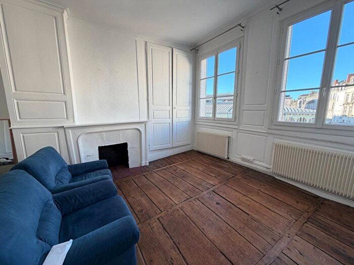 Appartement à louer - Centre-Hôtel de Ville, Limoges - 2 pièces - 1 chambre