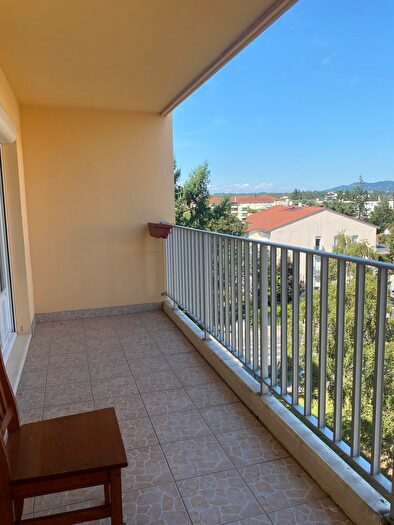 Lyon 5ème, Ménival, Battières, La Plaine : Appartement 3 pièces à louer