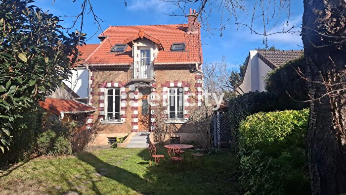 Maison à vendre - Châtillon, Roissys, Béranger - 6 pièces - 4 chambres