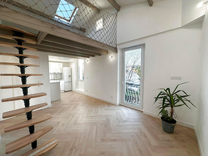 Appartement à vendre - Toulon, La Serinette, La Barre - 3 pièces - 2 chambres